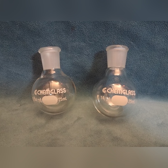 Chemglass | Office | Chemglass Pair Flasks 25 Ml 42 | Poshmark